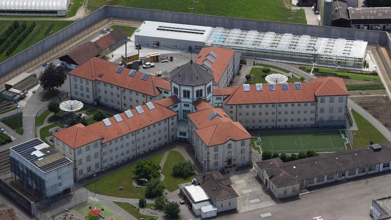 Besuch in der Justizvollzugsanstalt Lenzburg - 23-24-105 | VHS Region ...